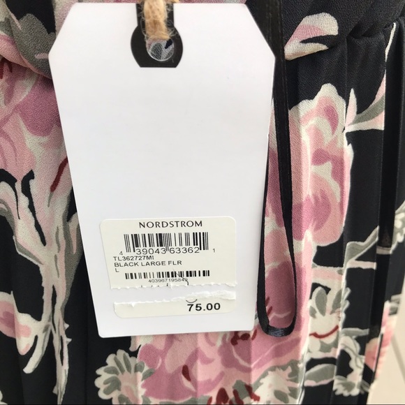 Leith | Dresses | Leith Nordstrom Floral Vneck Pleated Midi Dress ...